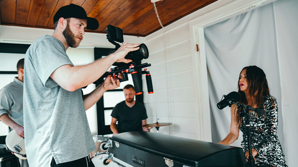 Eight Music Video Production Tips on How to Make the Best Music Video ...